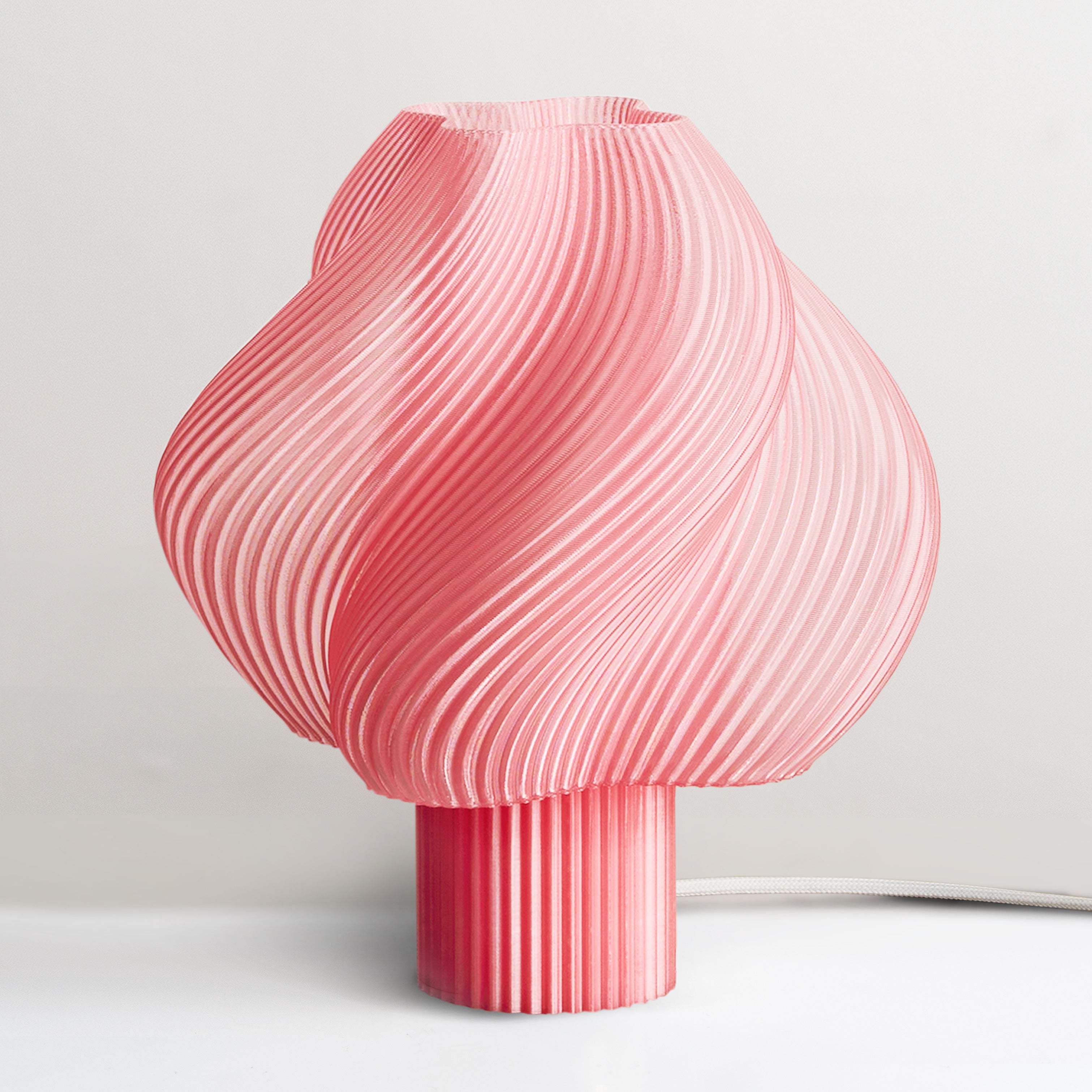 Crème Atelier soft serve lamp, Large, Peach Sorbet – ATT PYNTA