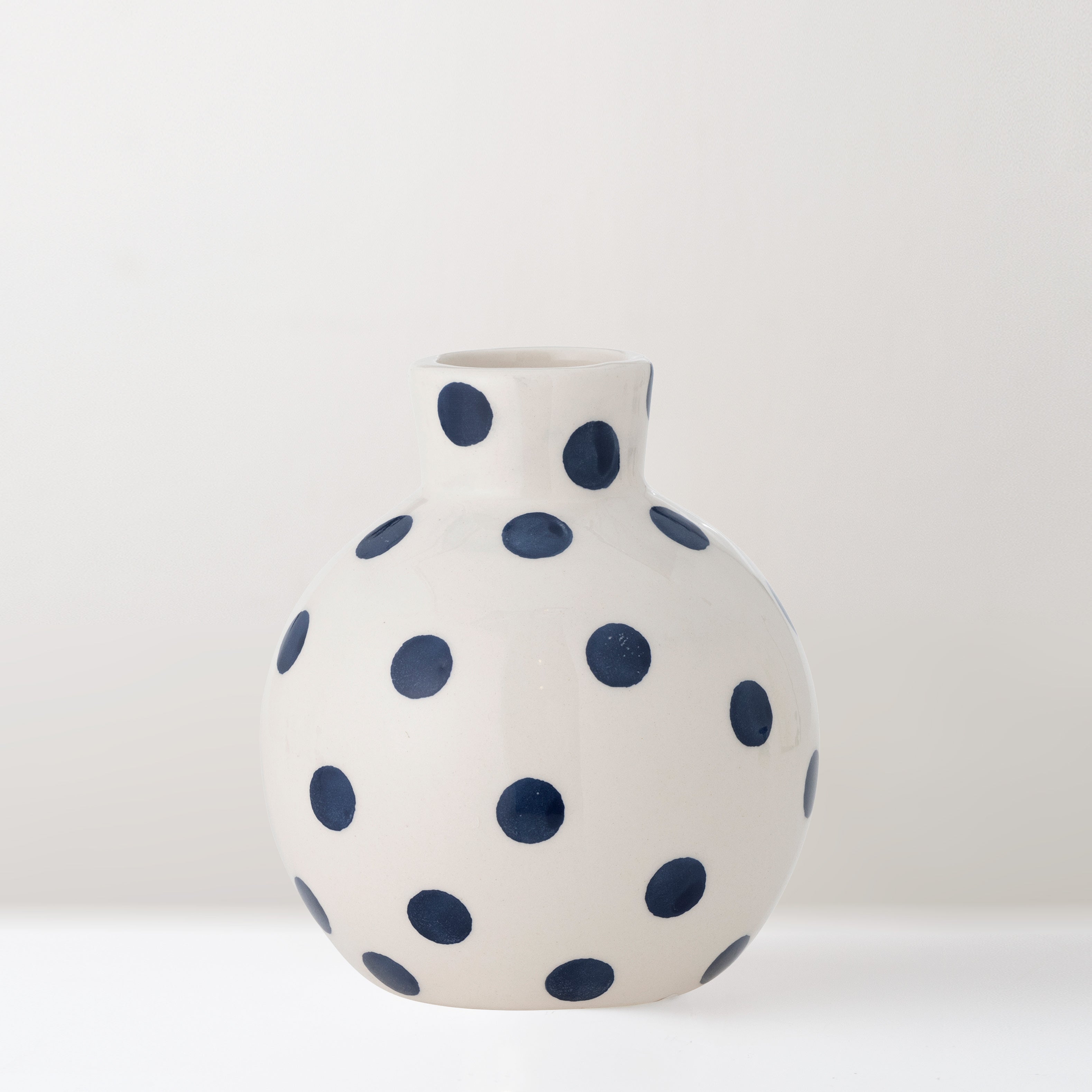 Fian ceramic vase, blue polka dot – ATT PYNTA